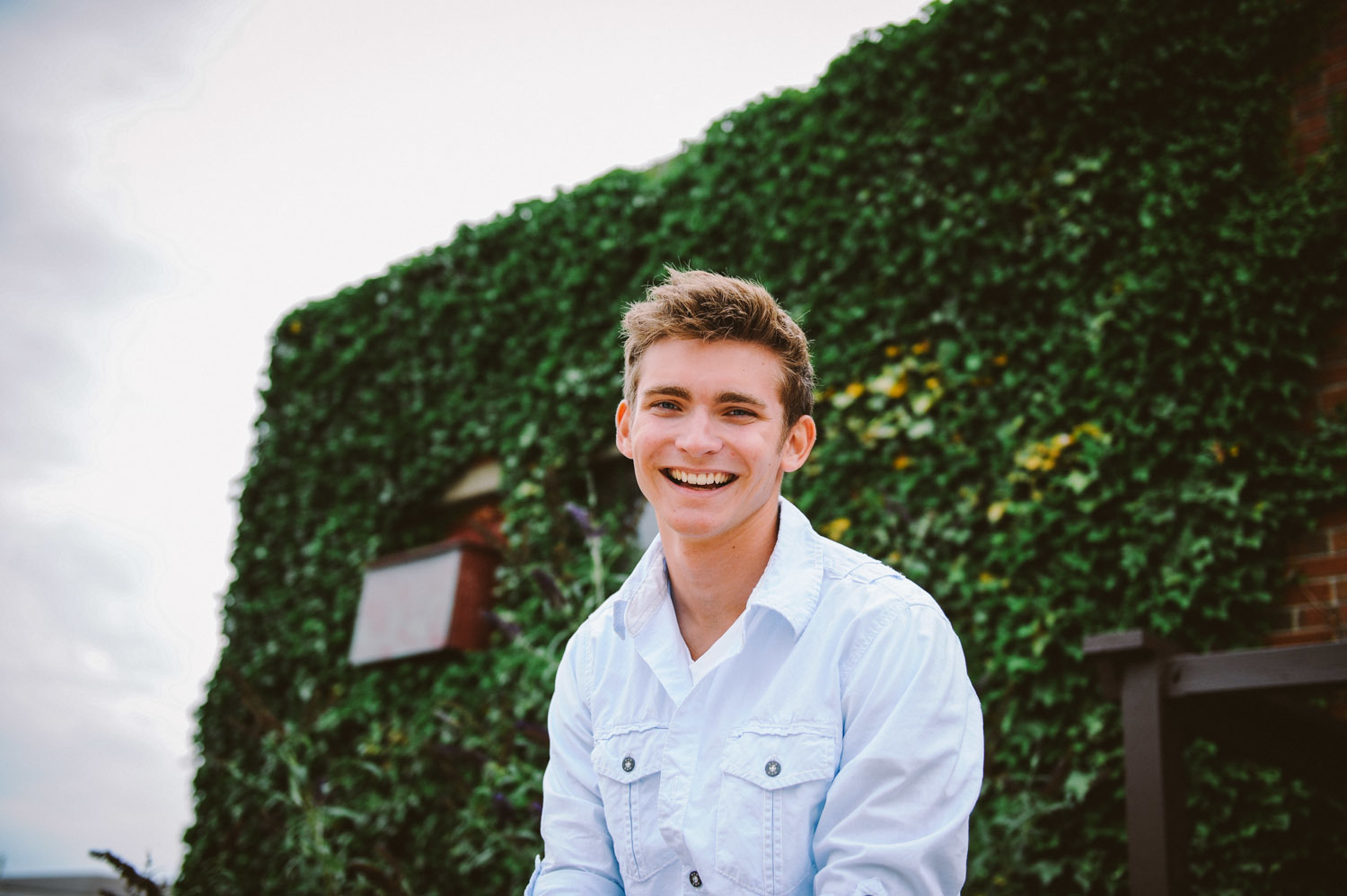 NOAH // SENIOR PORTRAIT SESSION // WEST MICHIGAN PORTRAIT PHOTOGRAPHER ...